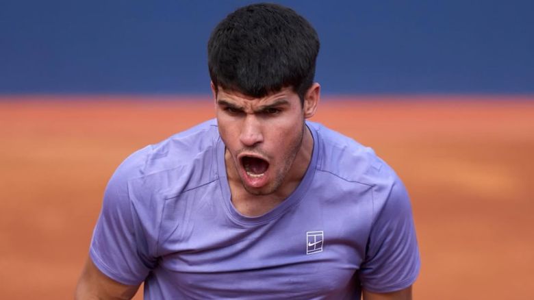 Tennis. ATP - Barcelone - Carlos Alcaraz domine Arthur Fils et rejoint Rune en finale - TennisActu